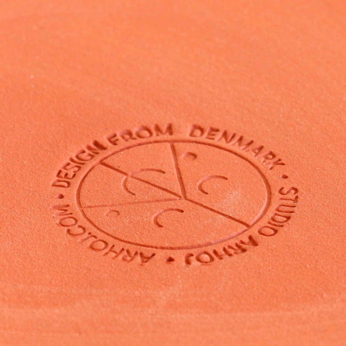 Studio Arhoj Big Tri-Pot - Terracotta | Garmentory