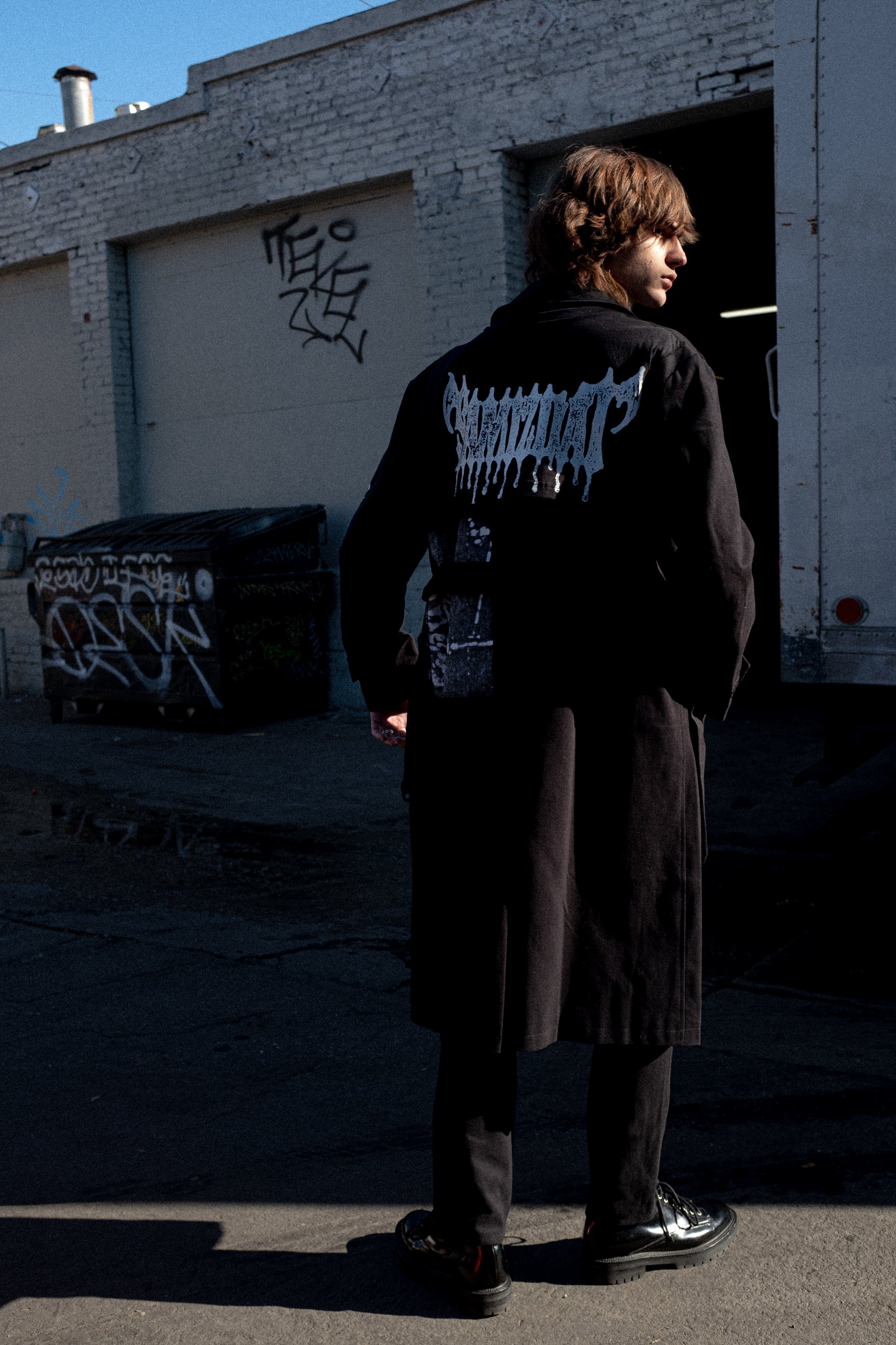 Yang Li Patch Iconic YL Trench Coat - black | Garmentory