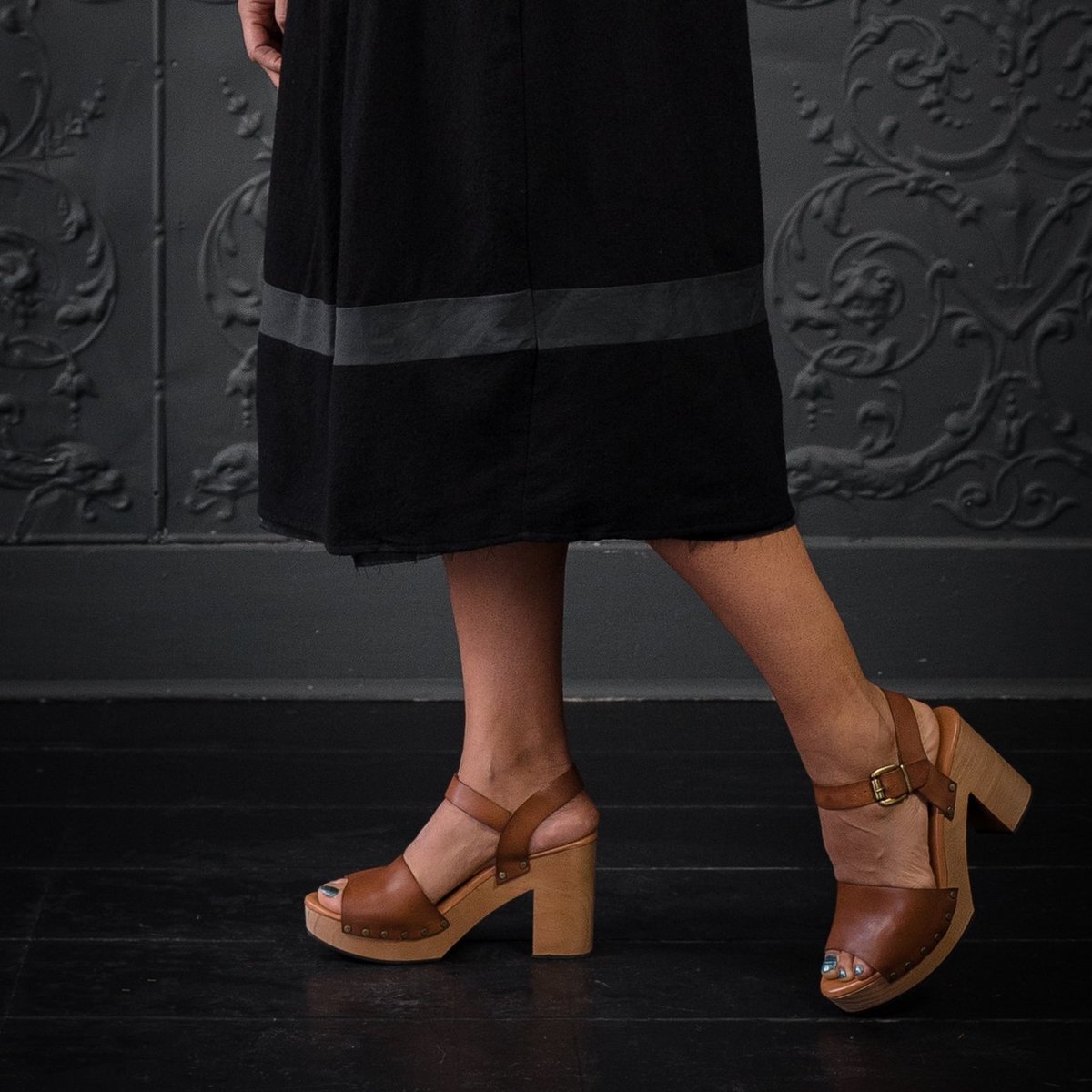 Lisa B. Platform Leather Clogs - tan | Garmentory