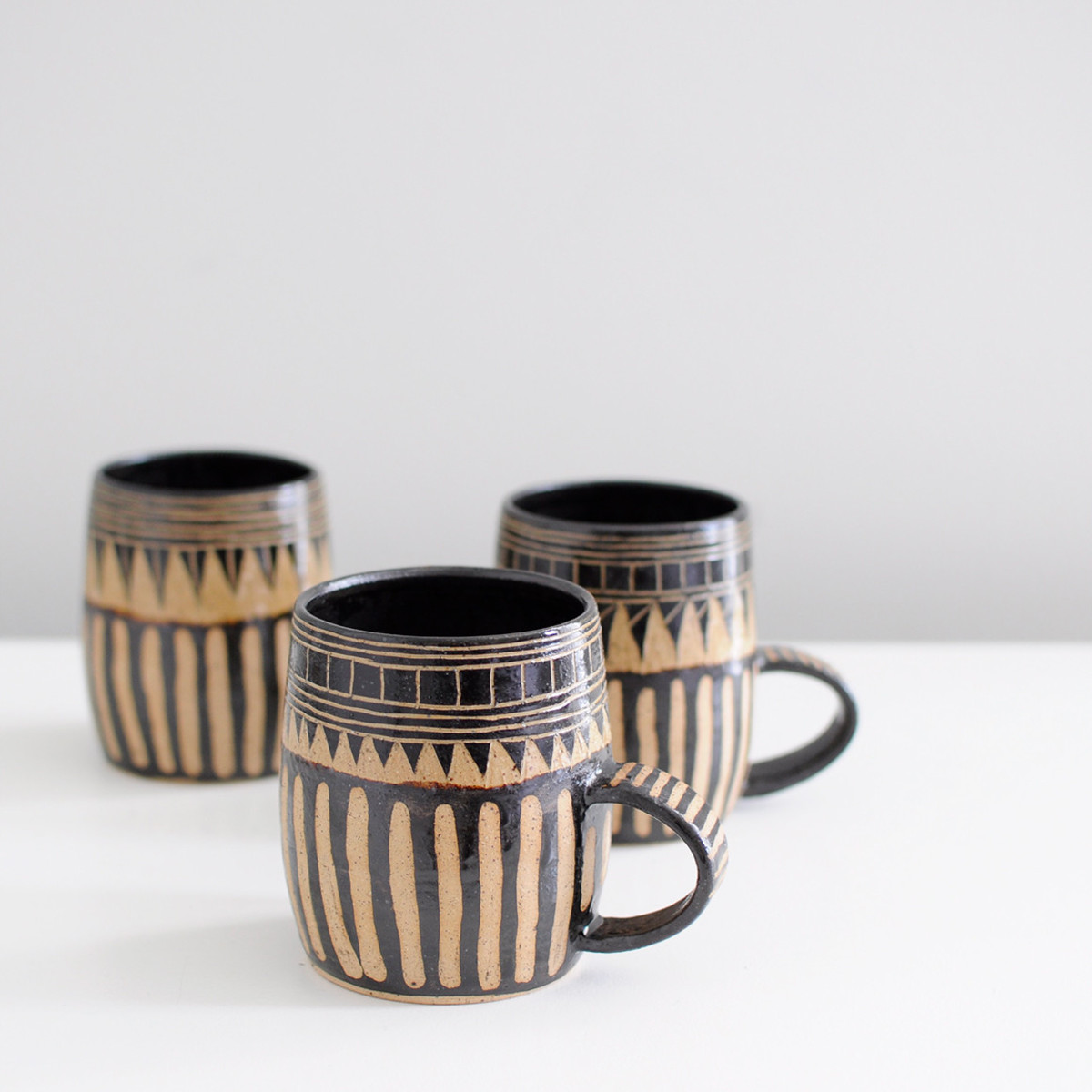 Little Bear Pots MUG (Black) | Garmentory
