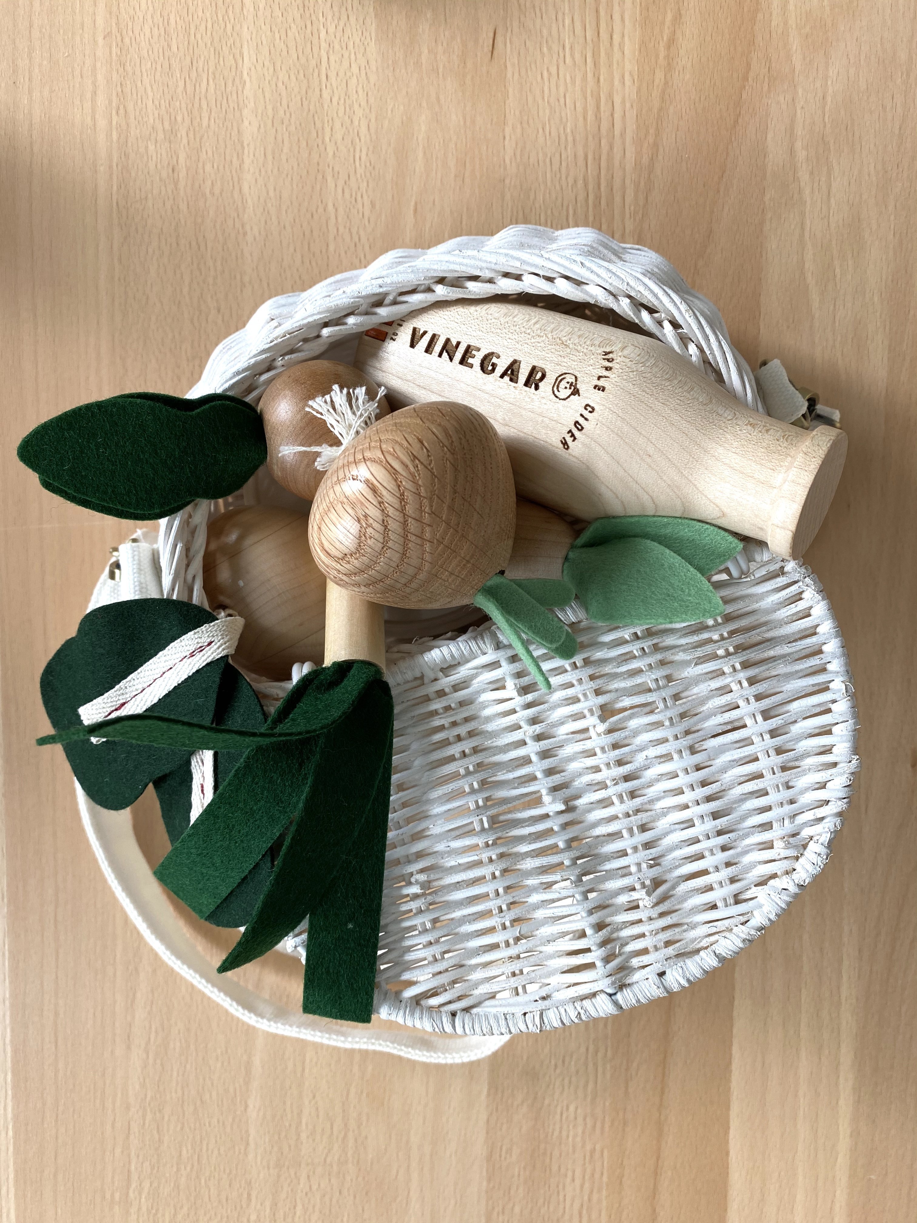 Wooden Pantry Play Food Set | Garmentory