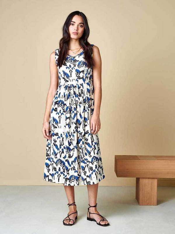 Bellerose Hoor Printed Dress - Cream/Blue/Black | Garmentory