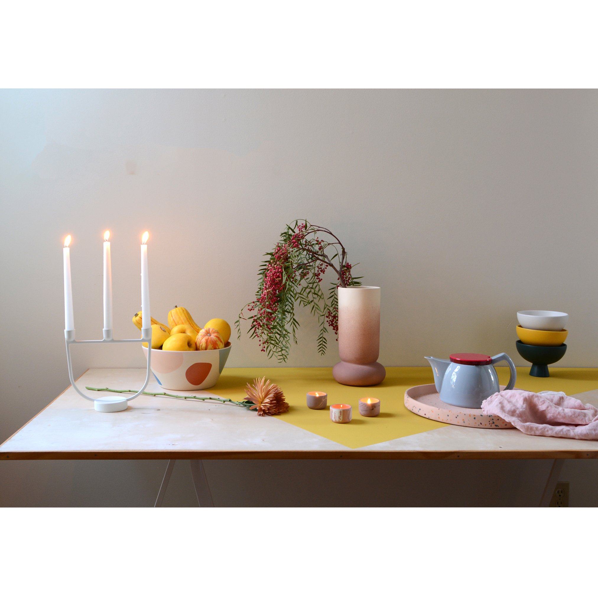 Muuto Open Candelabra holder - Black | Garmentory
