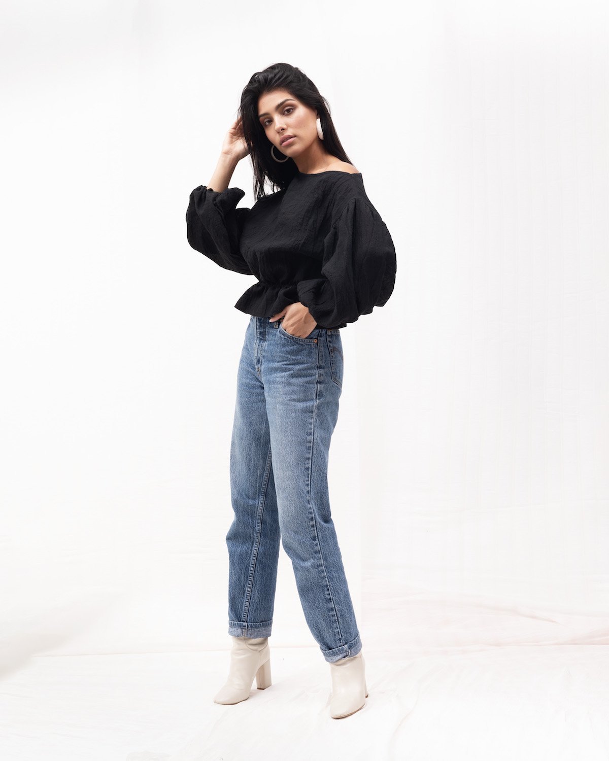Anna frill blouse - black linen | Garmentory