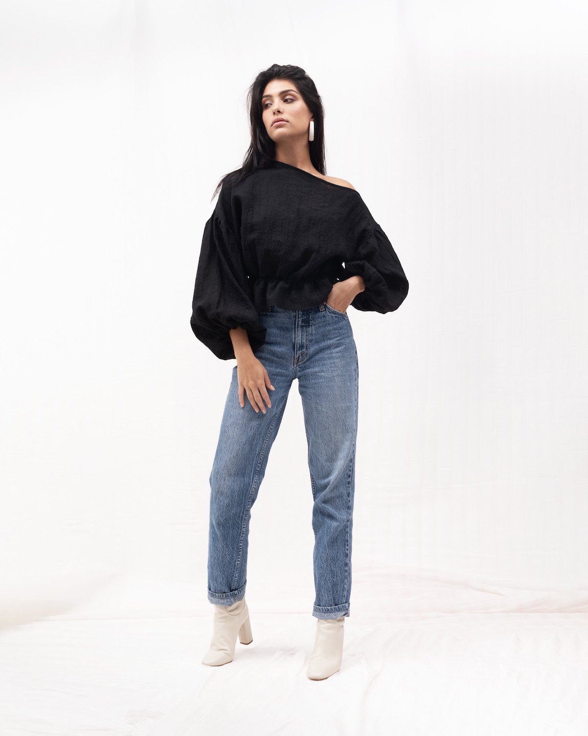 Anna frill blouse - black linen | Garmentory