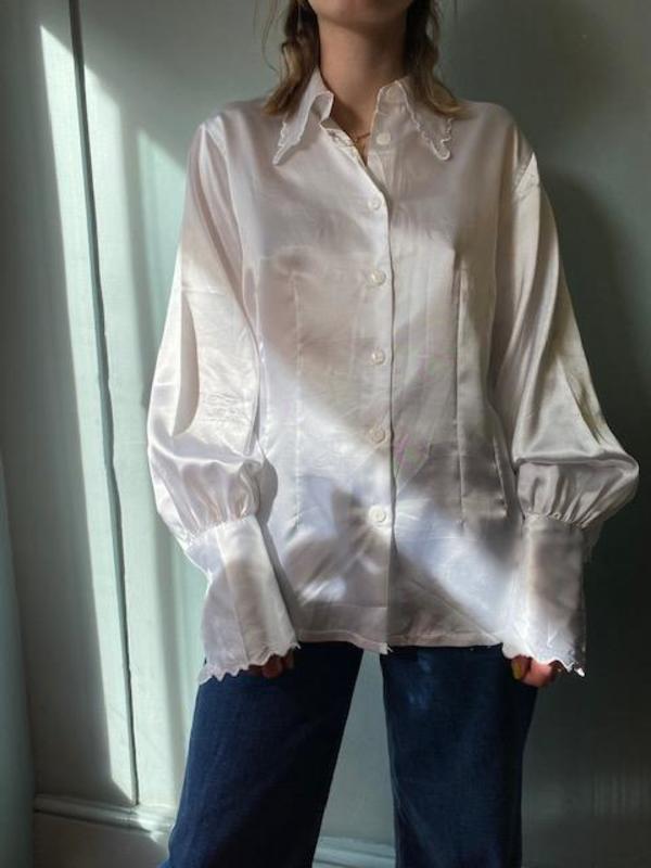 Vintage 1990s Scalloped Edge Blouse | Garmentory