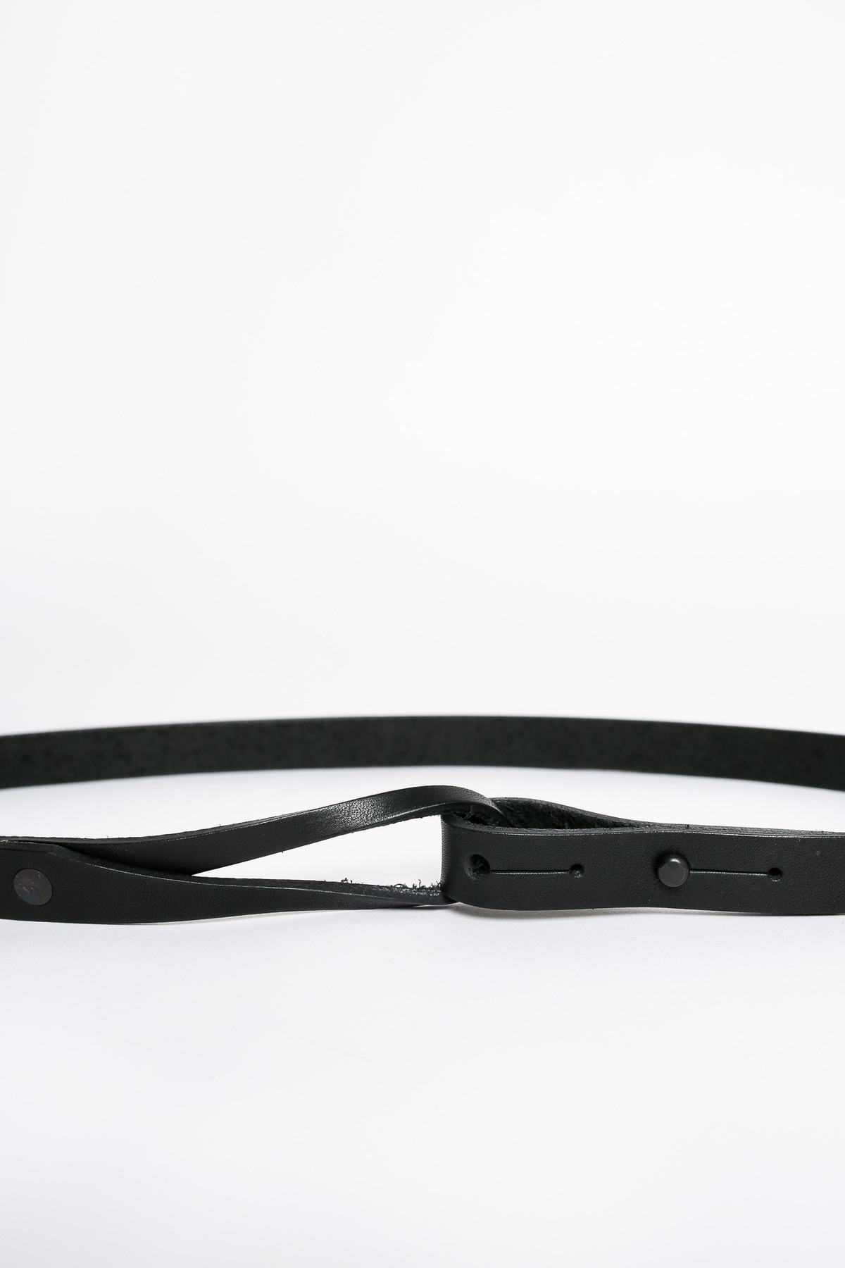 Map of Days Skinny loop belt - black | Garmentory