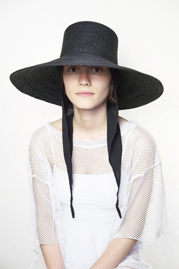 Clyde Wide Brim Top Hat W. Neck Shade | Garmentory
