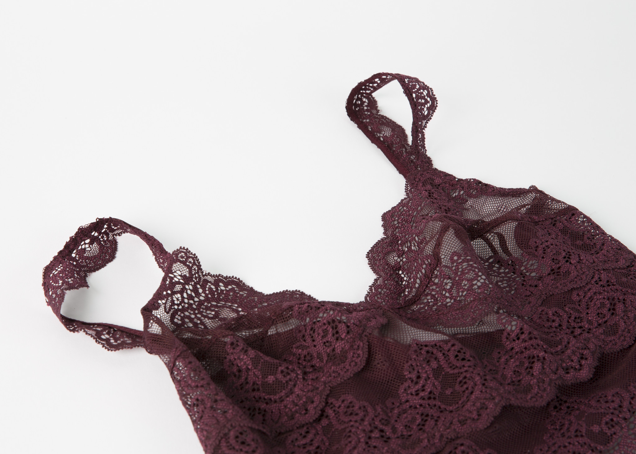 Only Hearts Solid-Back So Fine Lace Cami - Wine | Garmentory