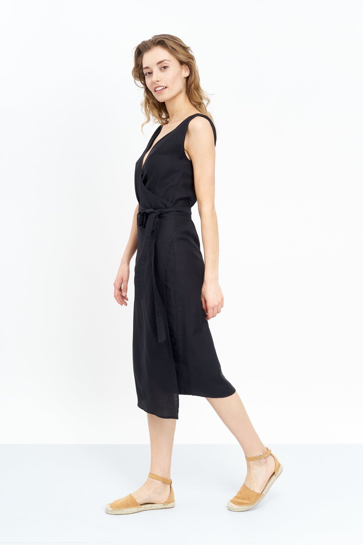 Jungle Folk Juleah Wrap Dress - black | Garmentory