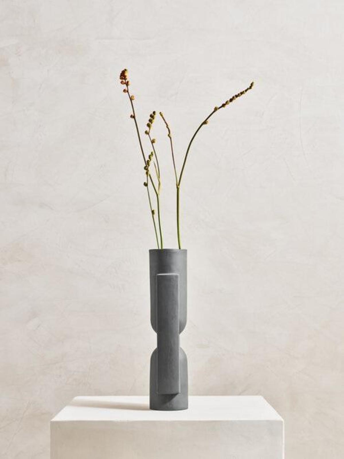 Light + Ladder Kala Vase - Graphite | Garmentory