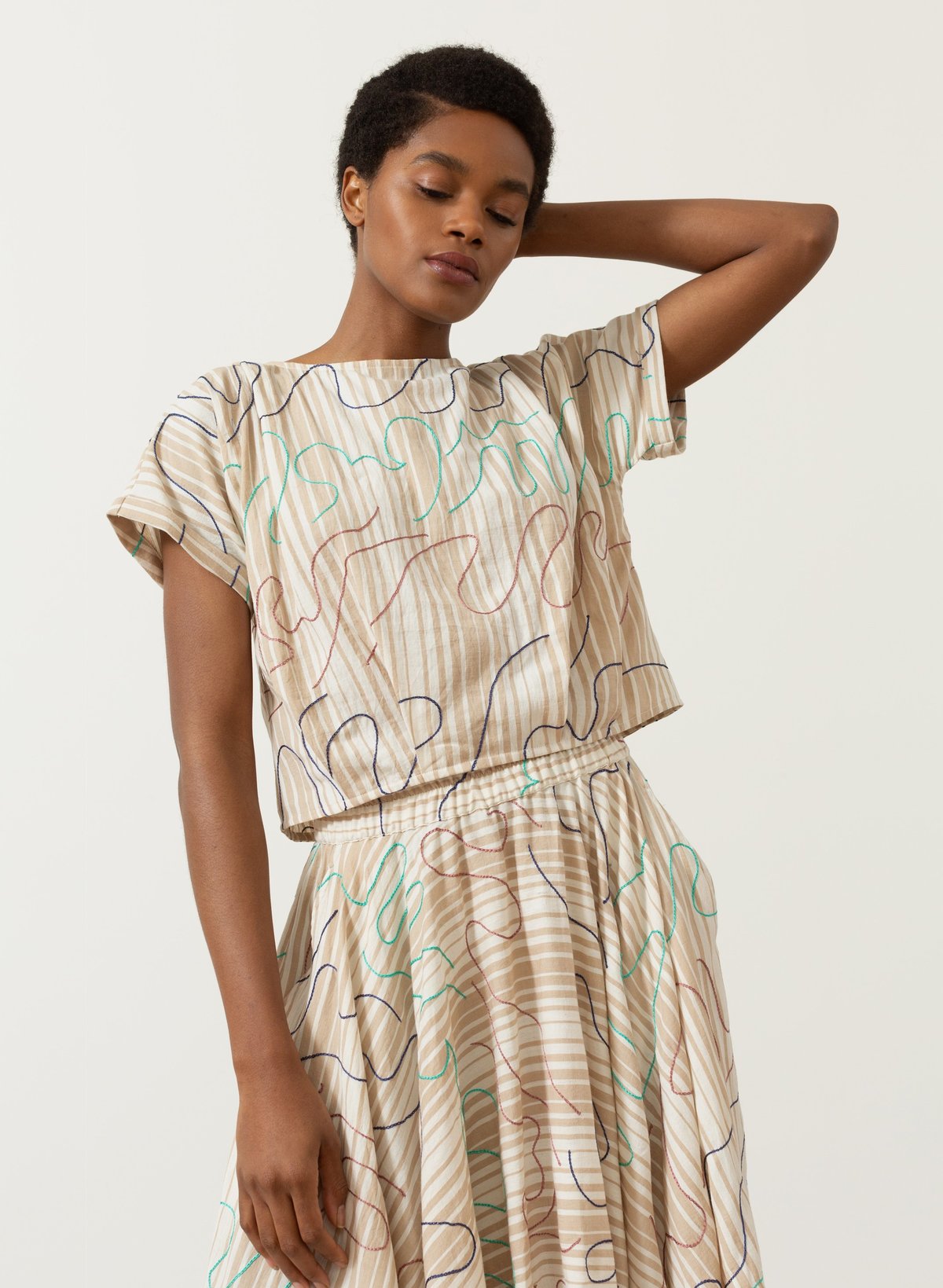Seek Collective Maggie Top - chant embroidery | Garmentory