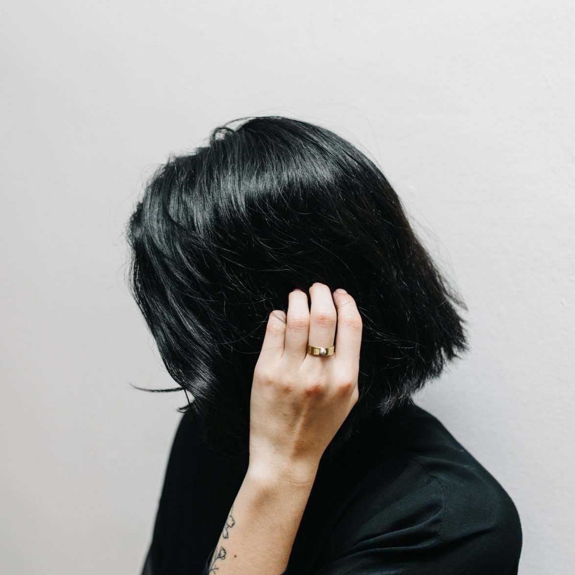 Body Double Band Ring - Howlite/Brass/Silver | Garmentory