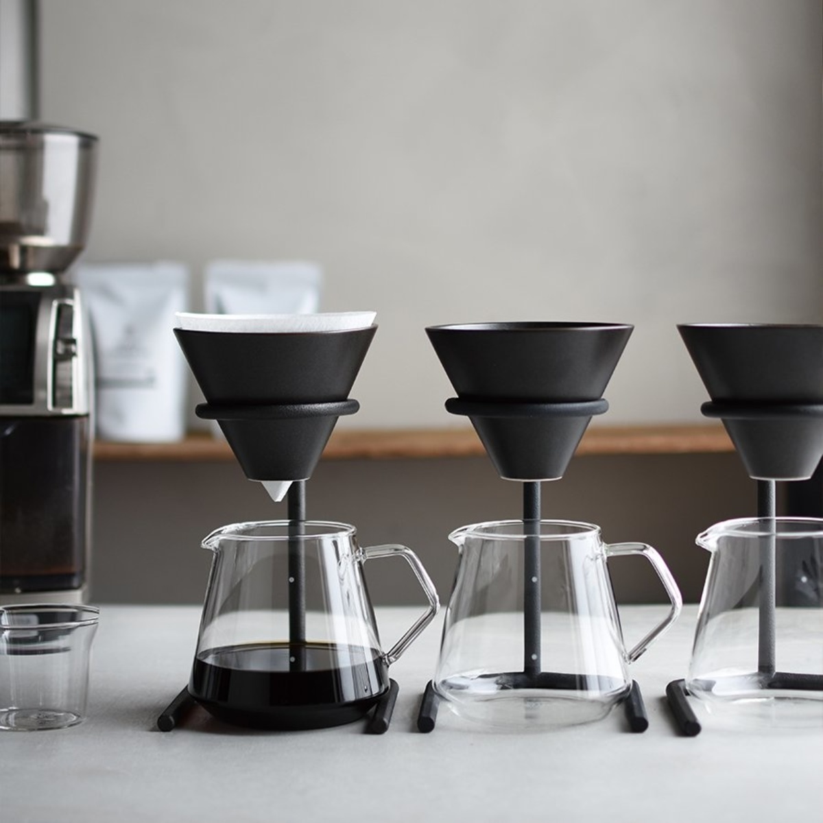 Kinto Japan Kinto Black Brewer Stand Set 4 Cups | Garmentory