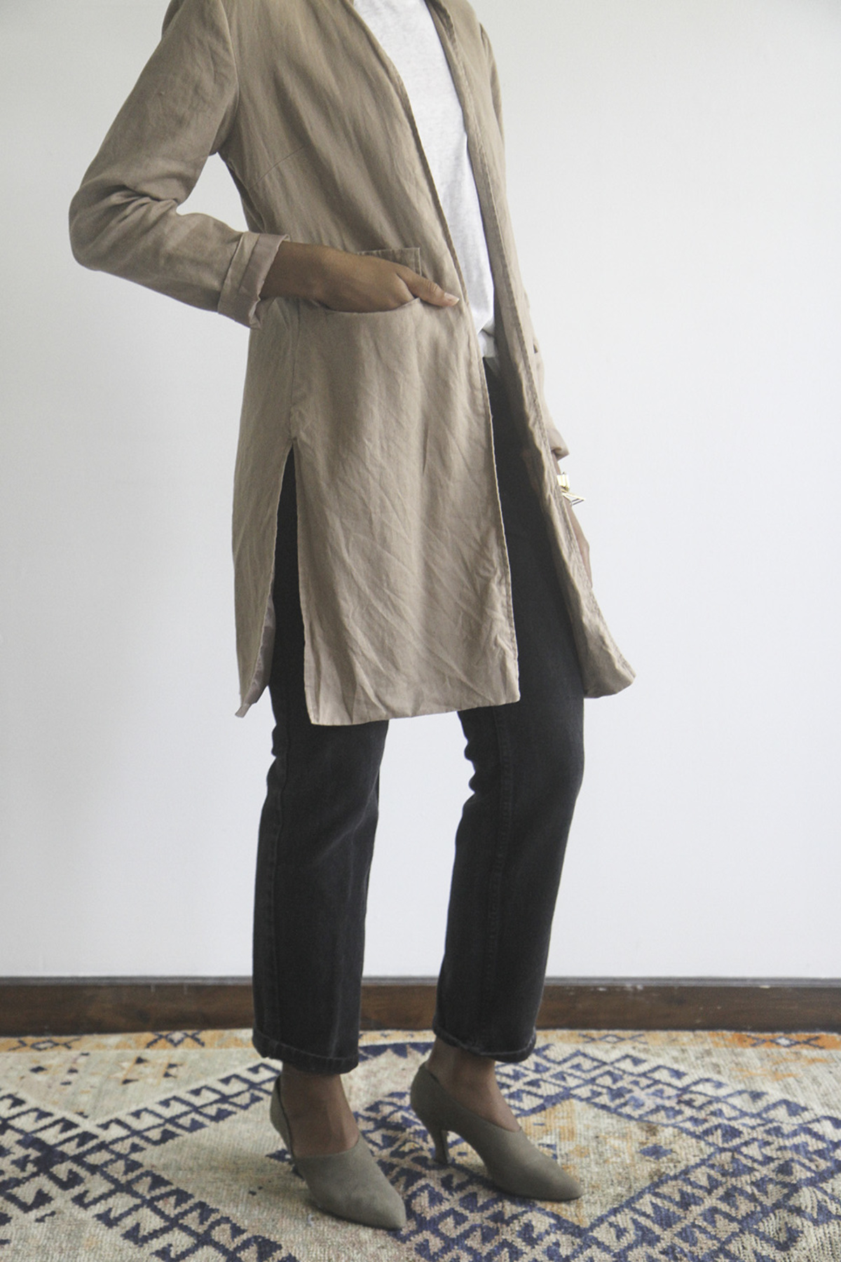 Rawson VintageBrown Linen Overcoat with Mandarin collar | Garmentory