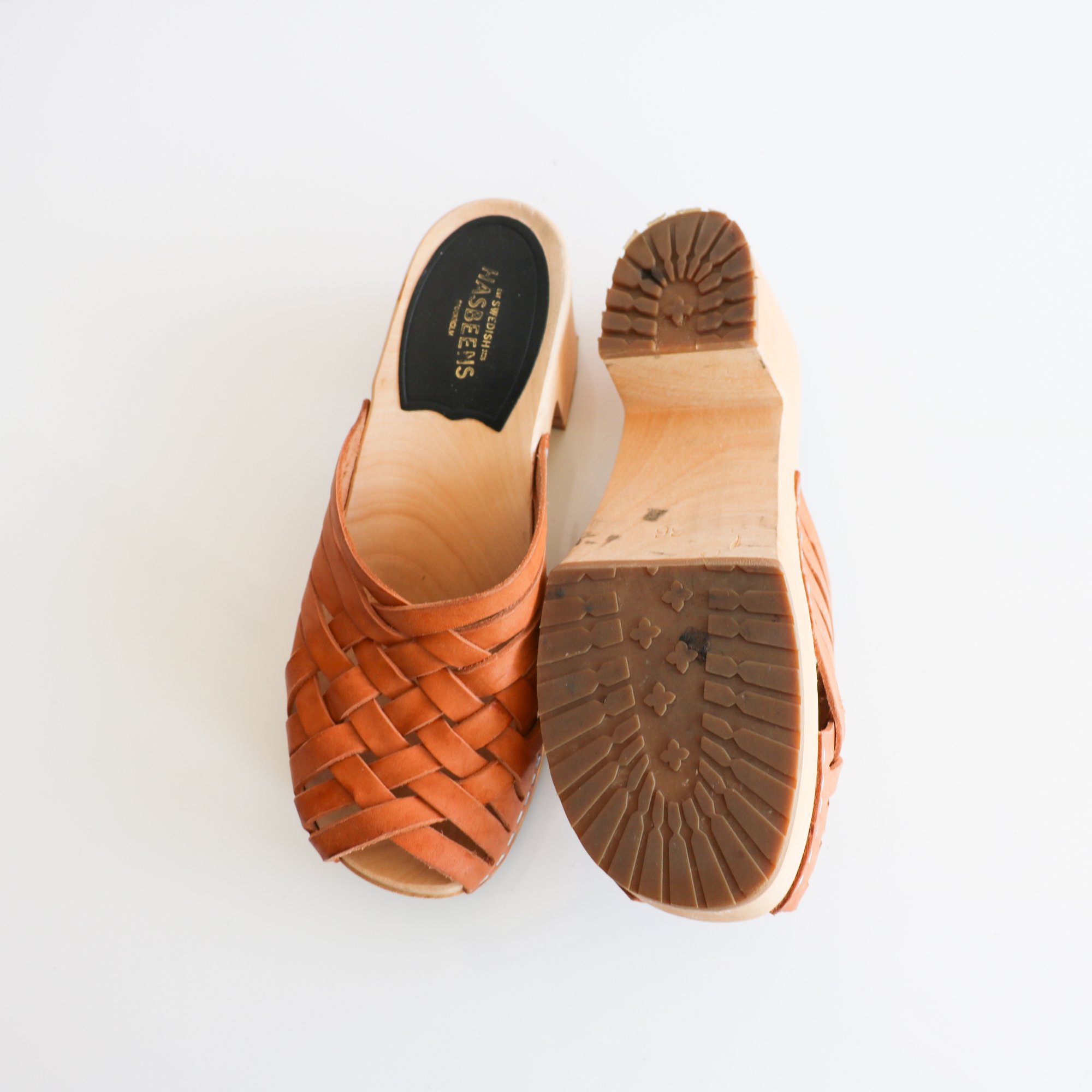 [pre-loved] Swedish Hasbeens Leather Clogs - Tan | Garmentory