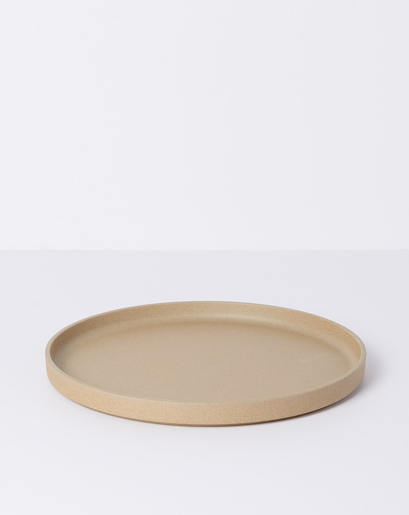 10" Large Plate in Natural | Garmentory