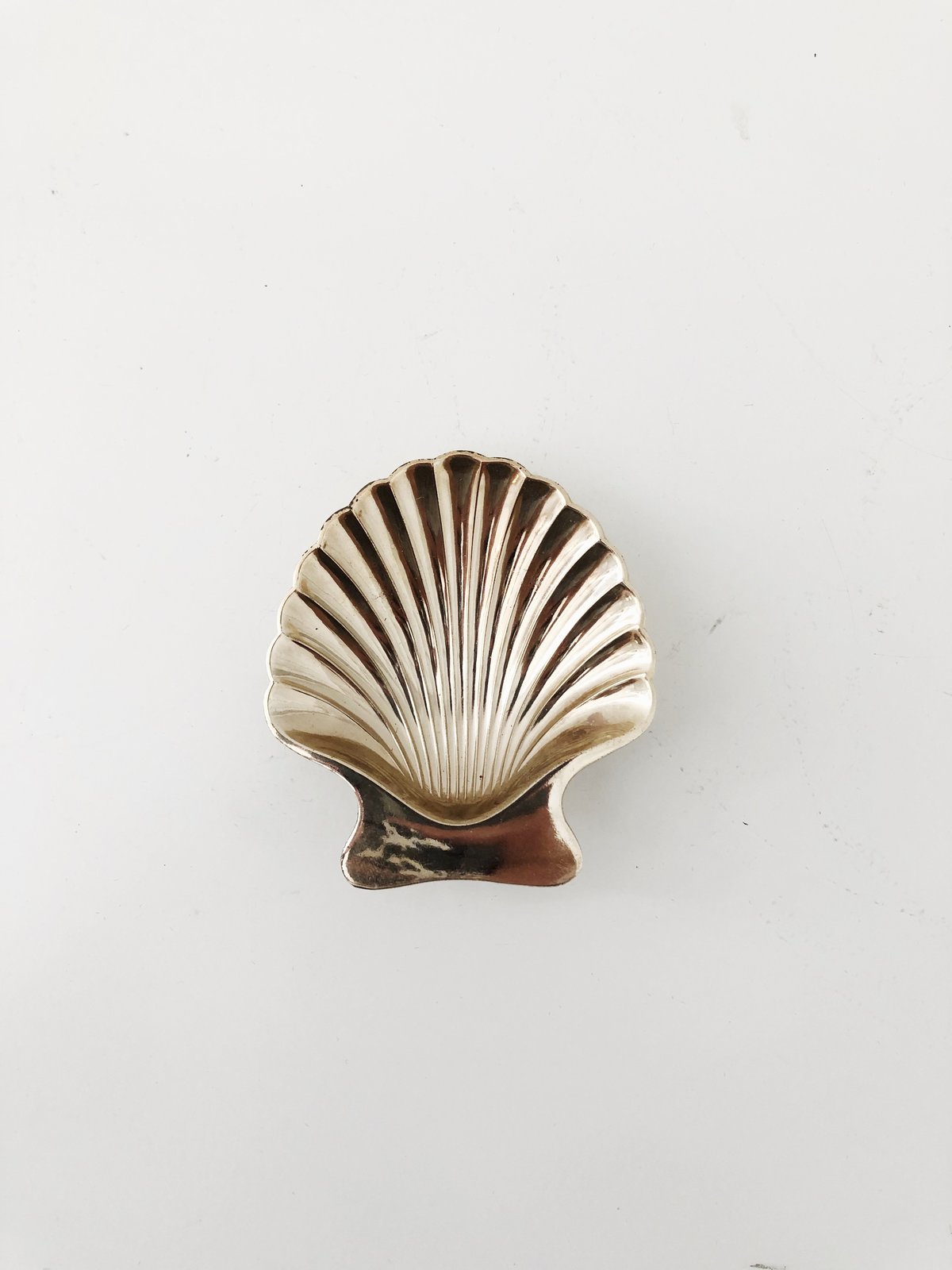 Ri-Ri-Ku Vintage SHELL TRINKET SET - BRASS | Garmentory