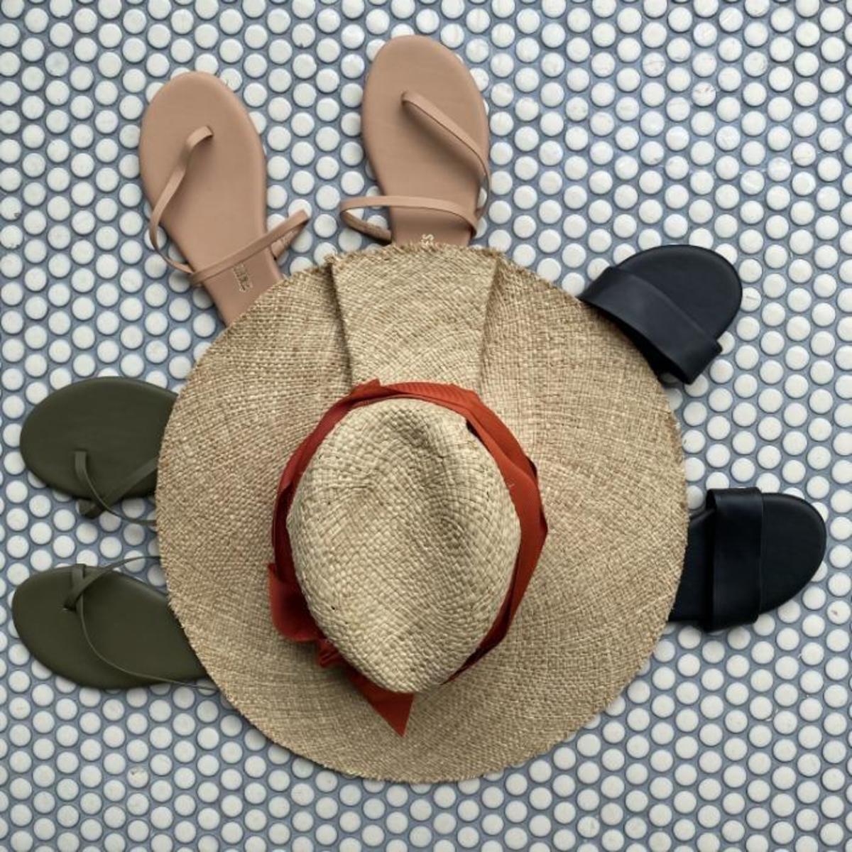 Tkees Alex Slides - Black Stone | Garmentory