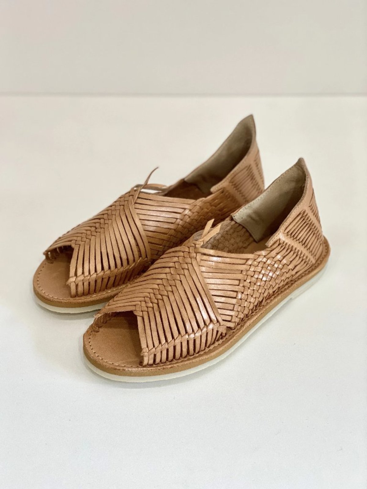 Chamula Men's Catorce Huarache - Tan | Garmentory