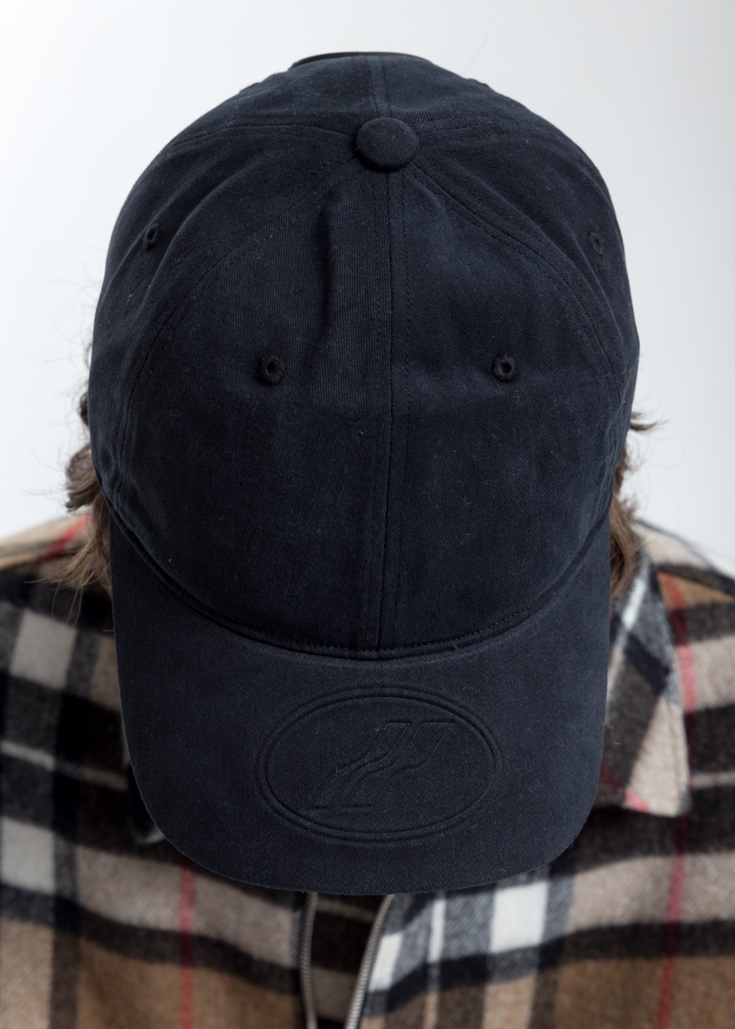 we11done WD Embossed Logo Cap - Black | Garmentory