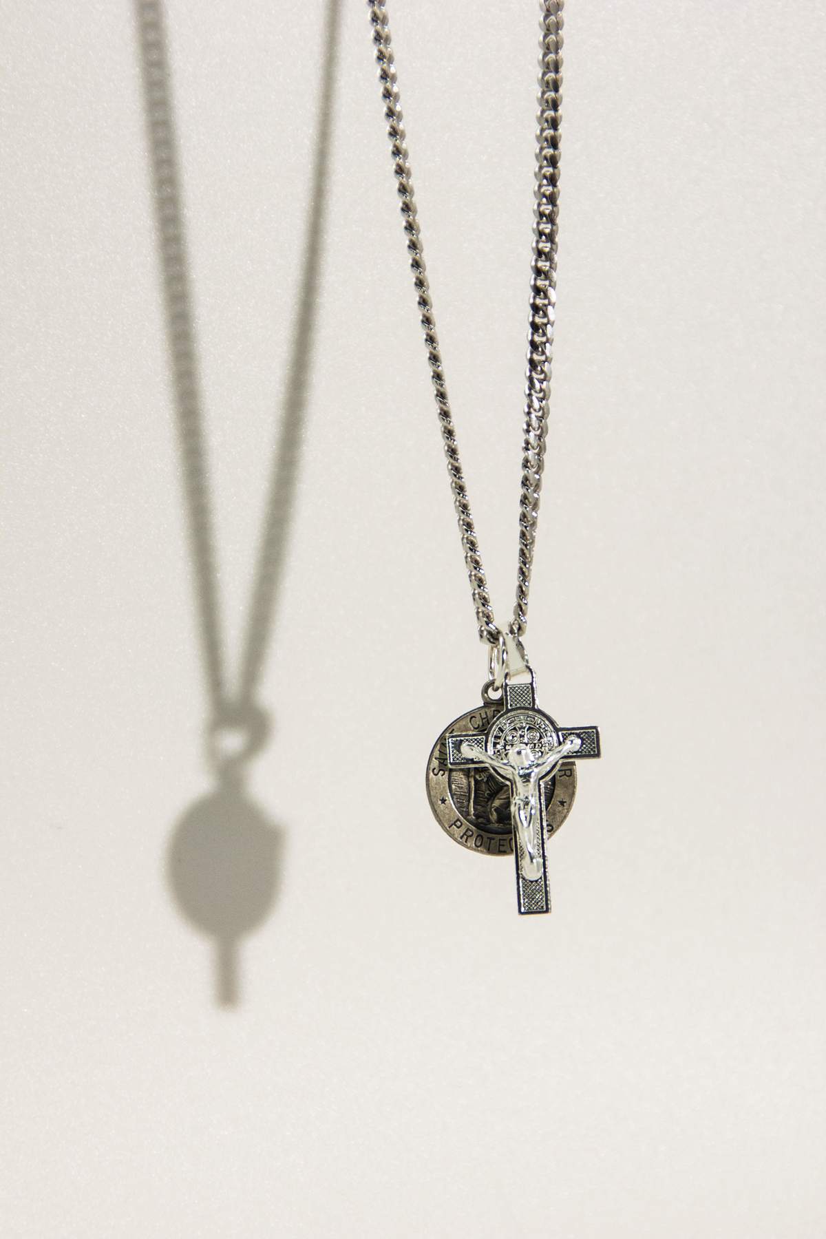 ST CHRISTOPHER CROSS CHAIN | Garmentory