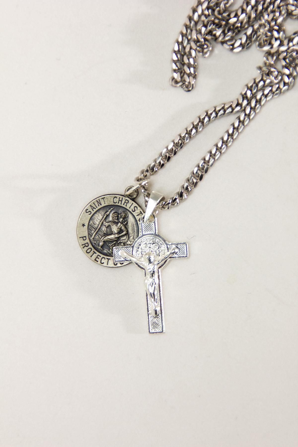 ST CHRISTOPHER CROSS CHAIN | Garmentory