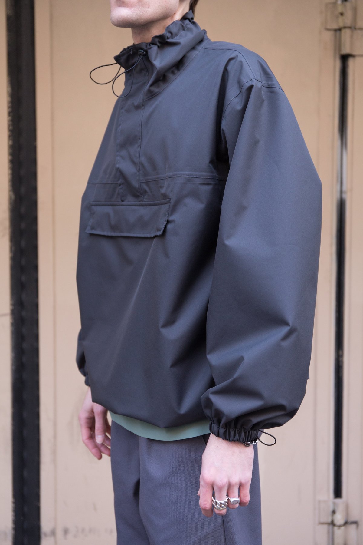 GR10K Grey Gore-Tex® 2L Smock | Garmentory