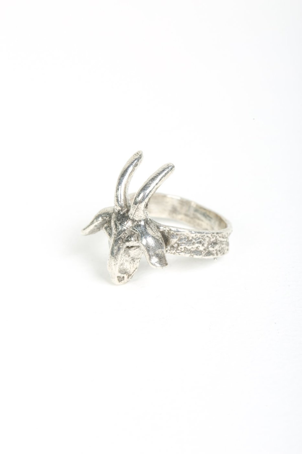 The Silver Stone Goat Skull Ring | Garmentory