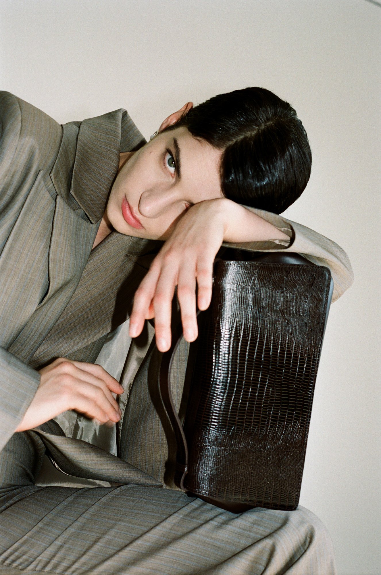 Modern Weaving Napa Leather Slender Duo Pocket Lady Bag - Mauve ...