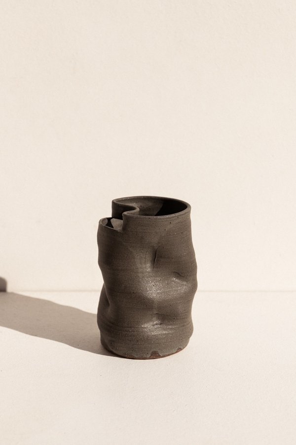 Asobimasu Clay Kyokusen large vase - velvet | Garmentory