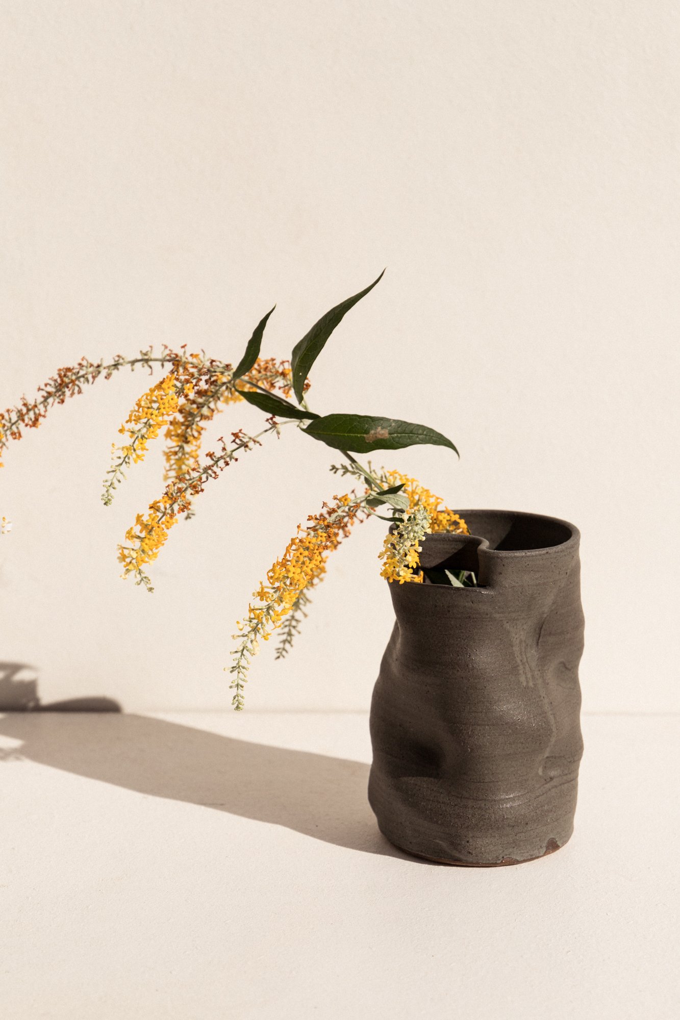 Asobimasu Clay Kyokusen large vase - velvet | Garmentory