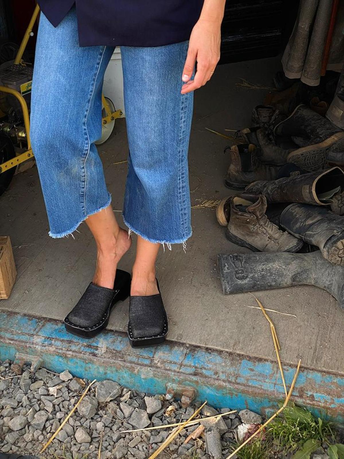 69 Box Clog - Black | Garmentory