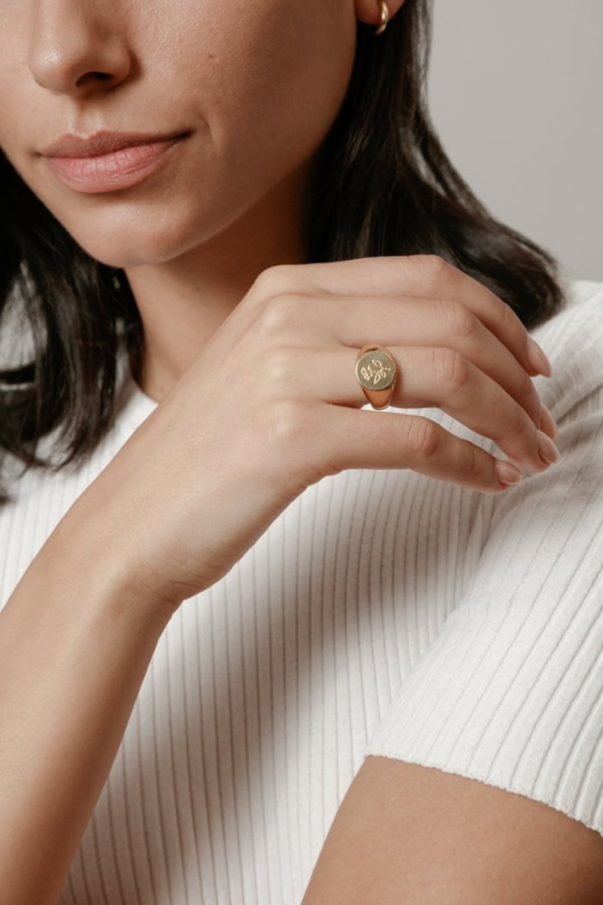 ROSE SIGNET RING SILVER | Garmentory