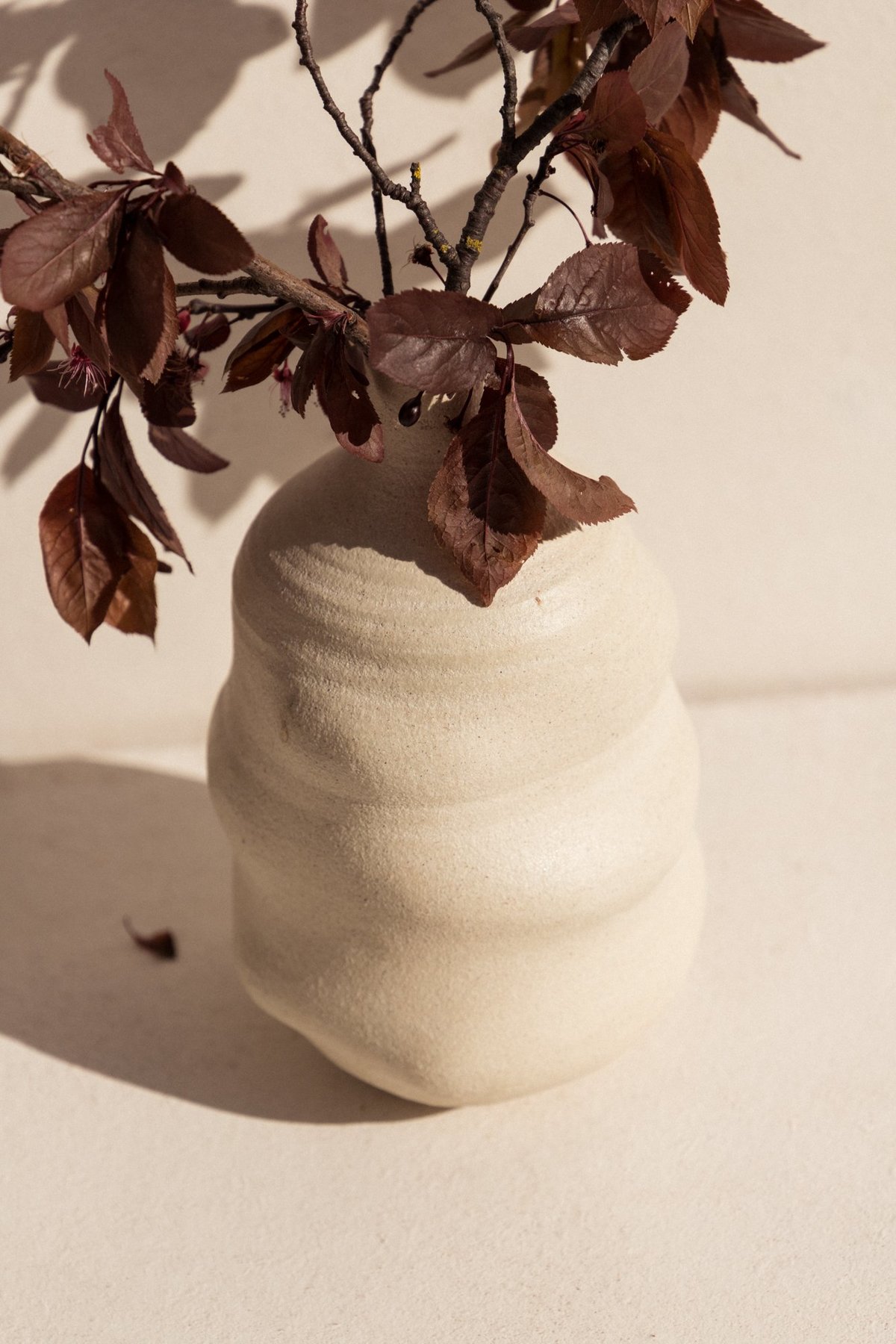 Eun Ceramics Curved Vase Large | Garmentory