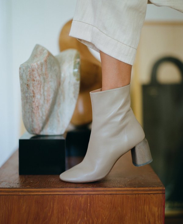 Georgia in Ash | Garmentory