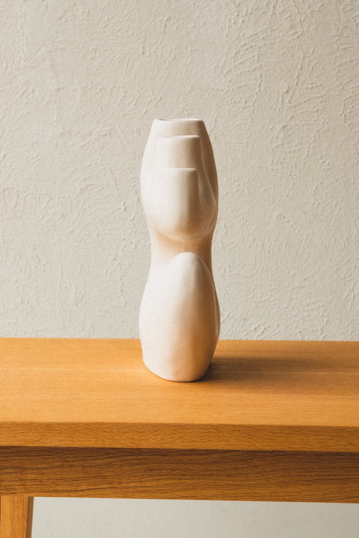 Simone Bodmer Turner VALENTINE Vase - White | Garmentory