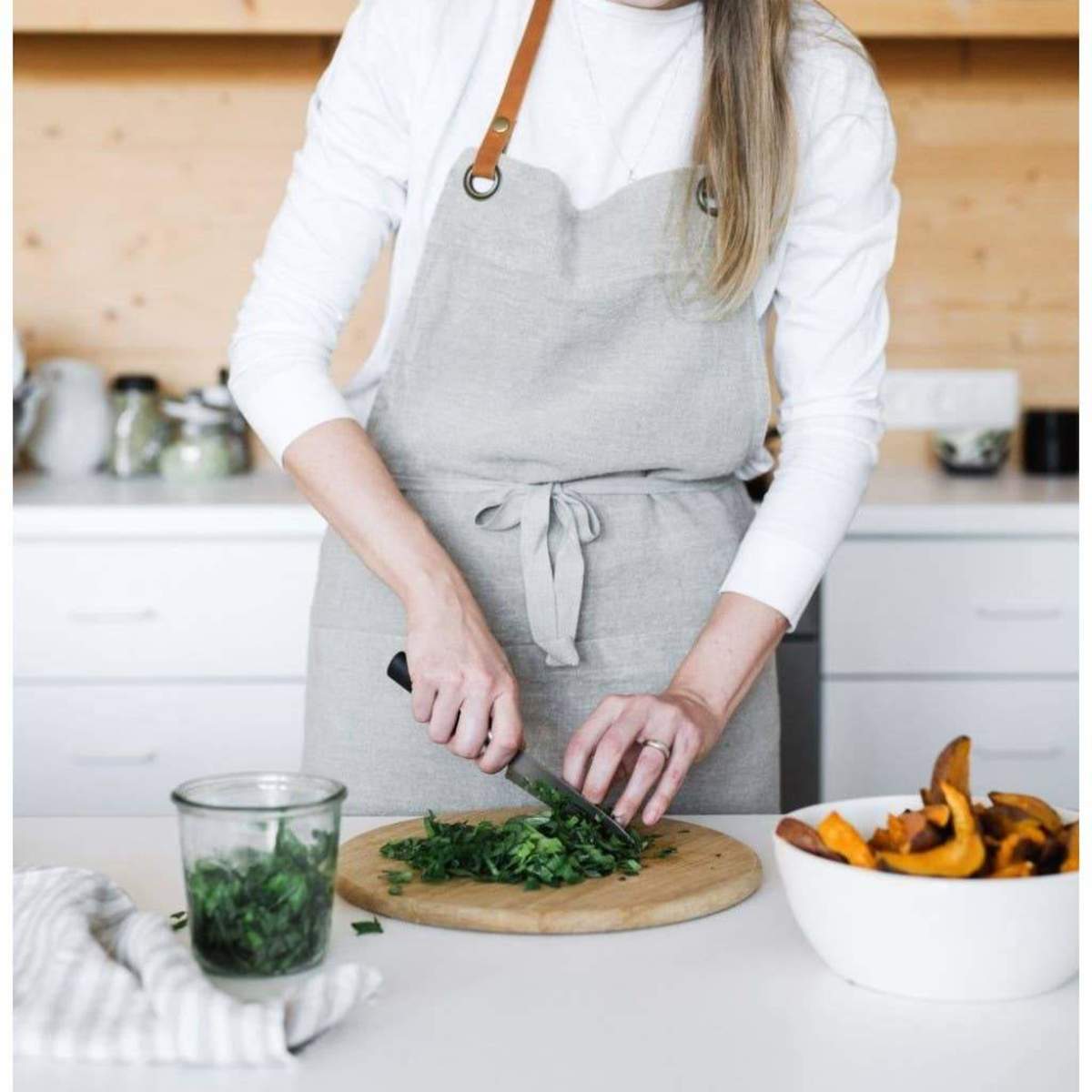 Greenwood Linen & Leather Luxury Apron - Natural | Garmentory