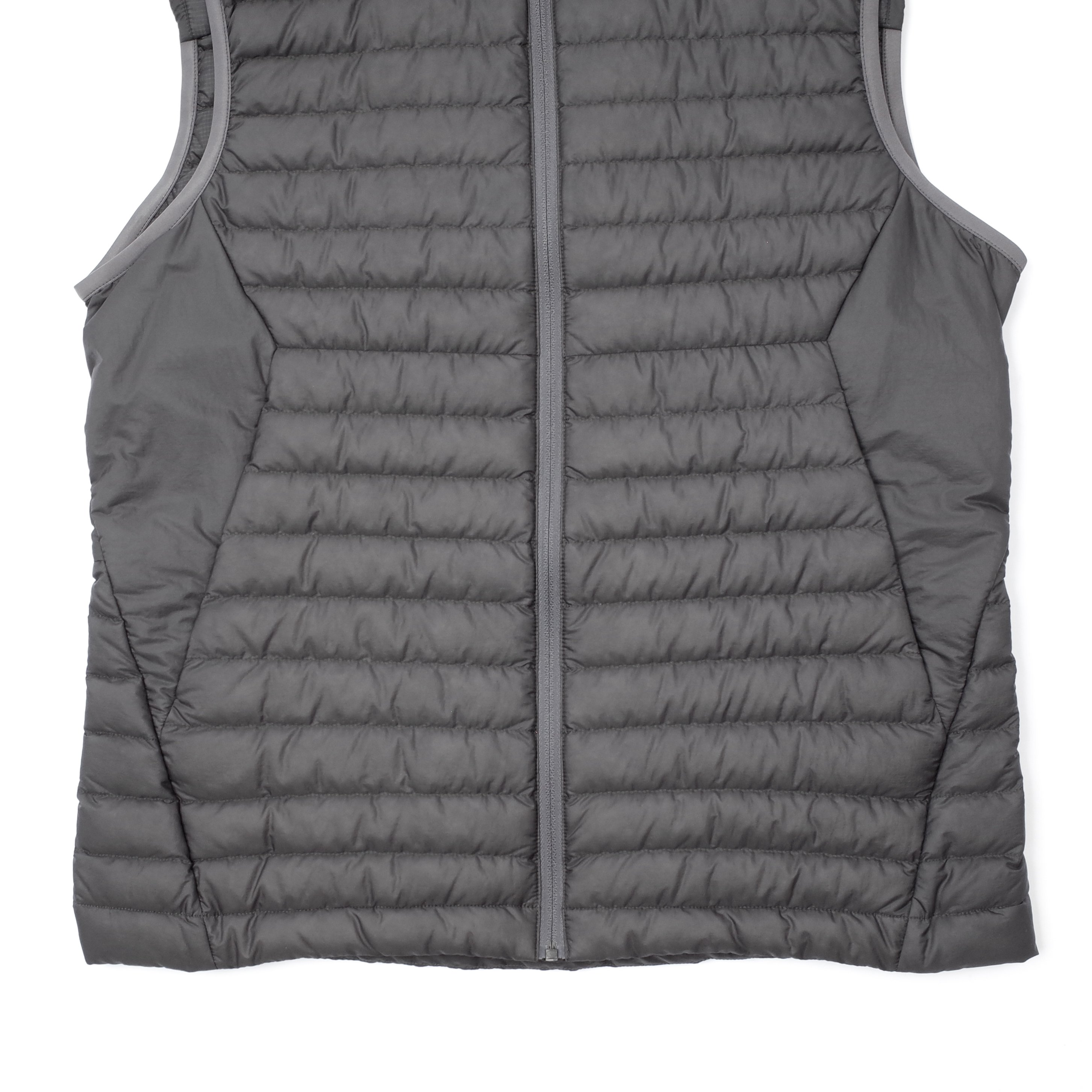 VEILANCE CONDUIT LT VEST - ASH | Garmentory