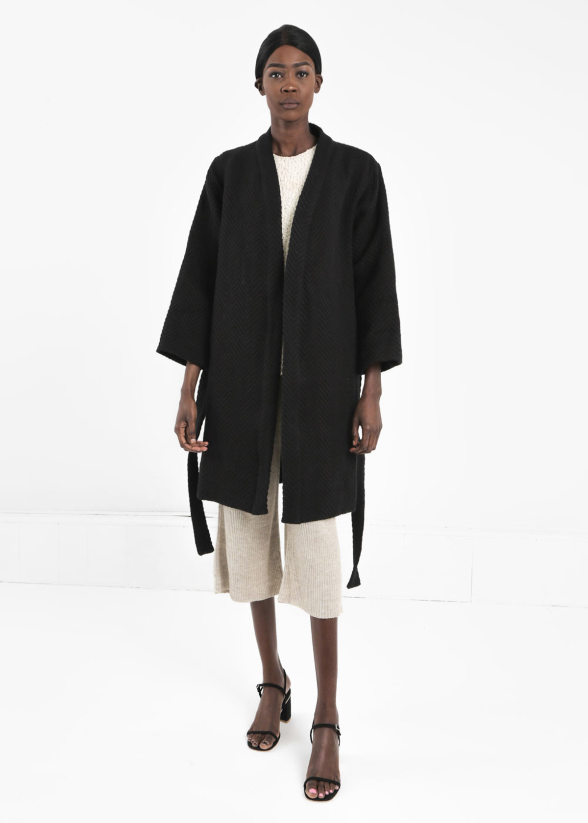 Wray Black Mantle Robe Coat | Garmentory