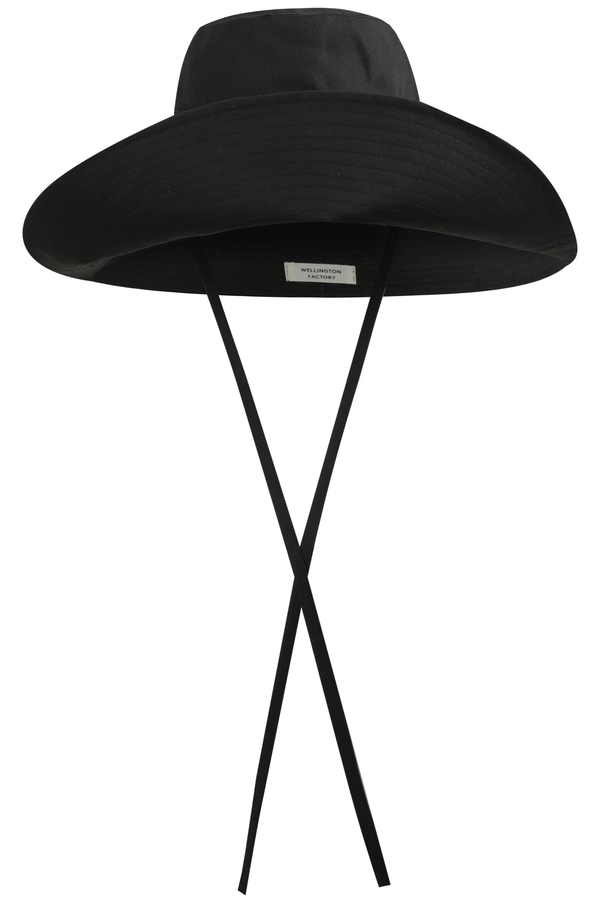 Wellington Factory The Nonna Hat - Black | Garmentory