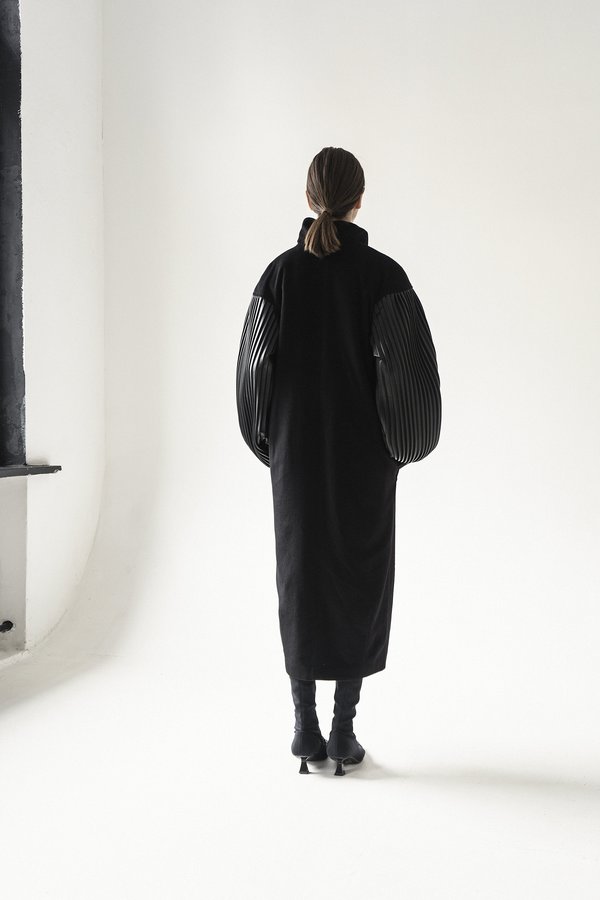 KM by Lange Cocoon Wool Coat - Black | Garmentory