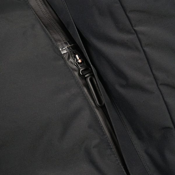 Descente Allterrain MIZUSAWA DOWN JACKET REQUISITE - BLACK | Garmentory