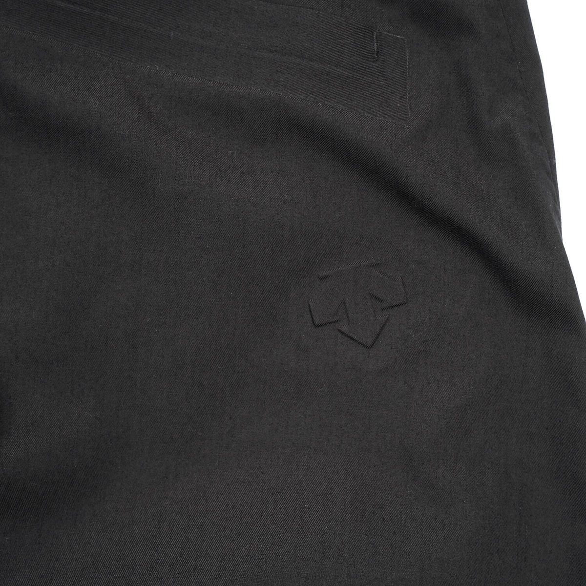 Descente Allterrain REGULAR FIT STRETCH SHORTS - BLACK | Garmentory