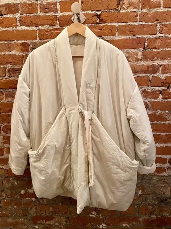 Elsa Esturgie Short cloud coat - cream | Garmentory