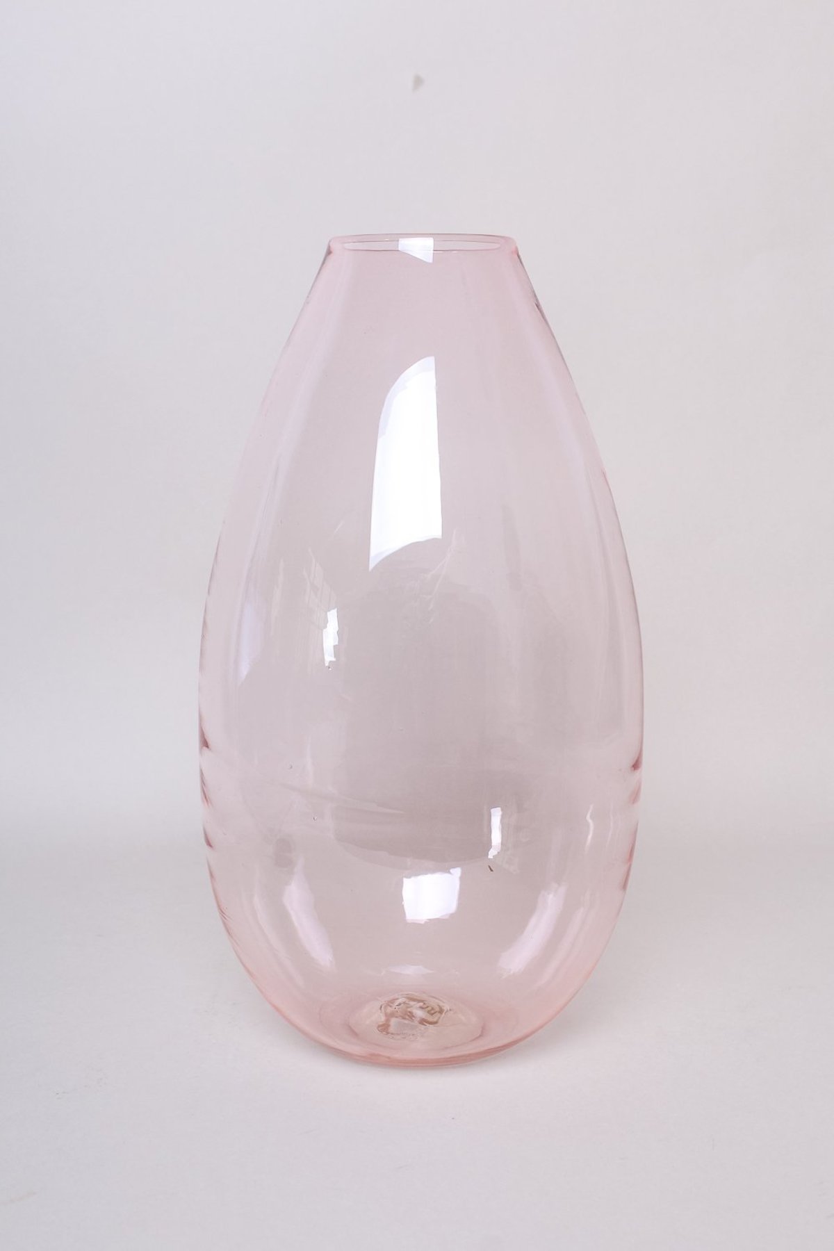 Elijah Leed Tall Seed Vessel - Light Peach | Garmentory