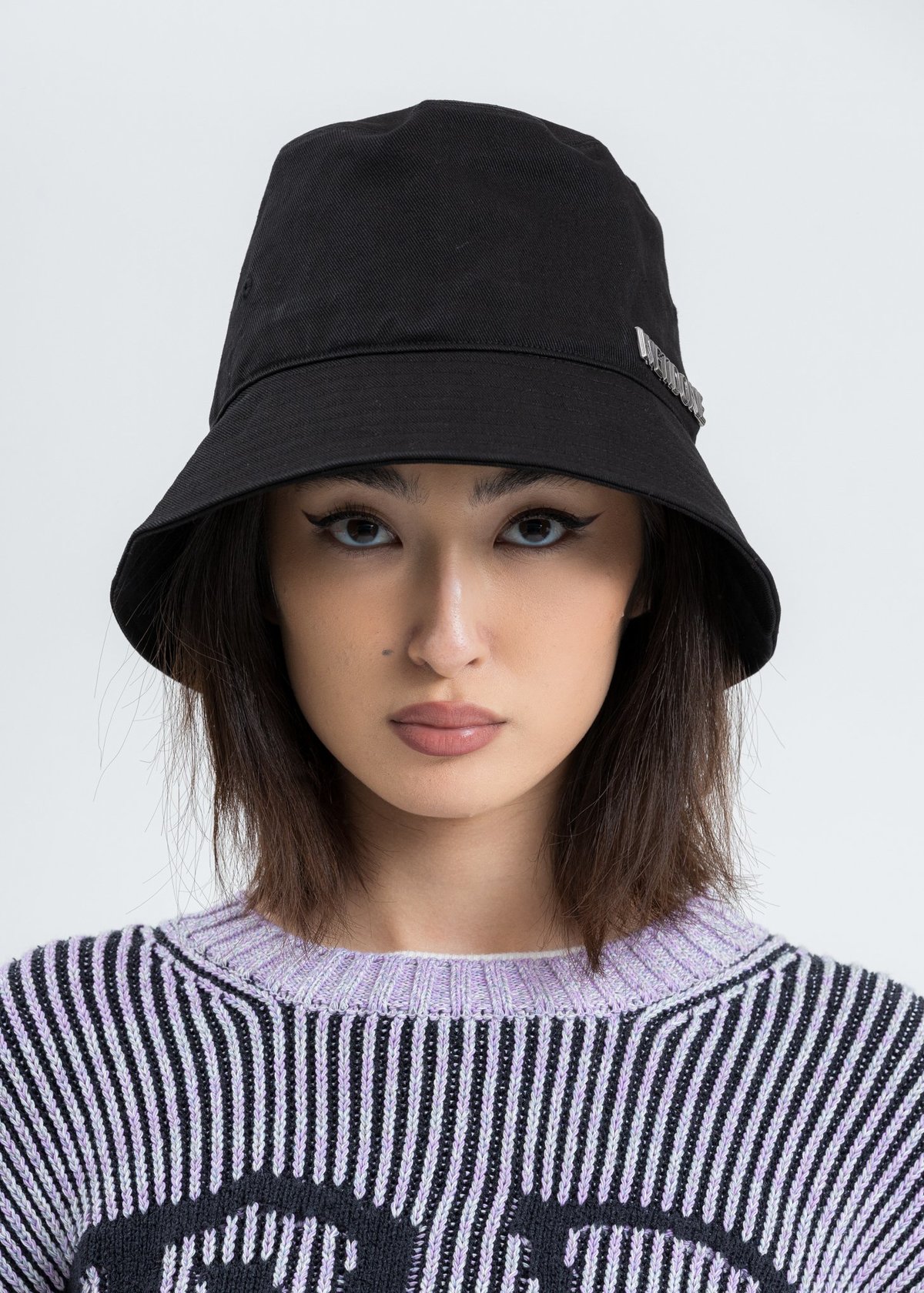 we11done Metal Logo Bucket Hat - Black | Garmentory