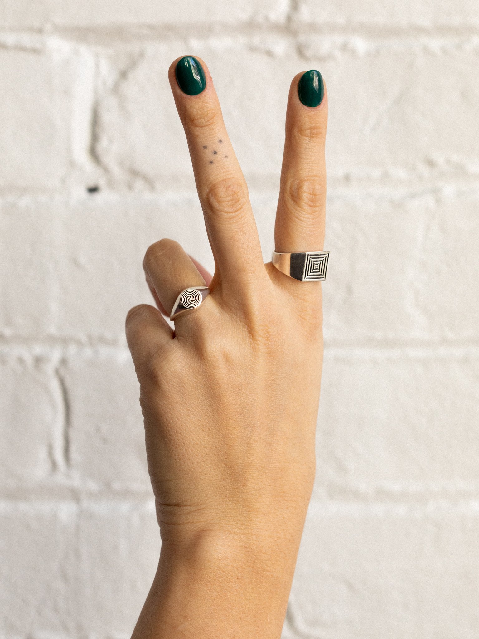 Gilbert Portal Ring - Silver | Garmentory
