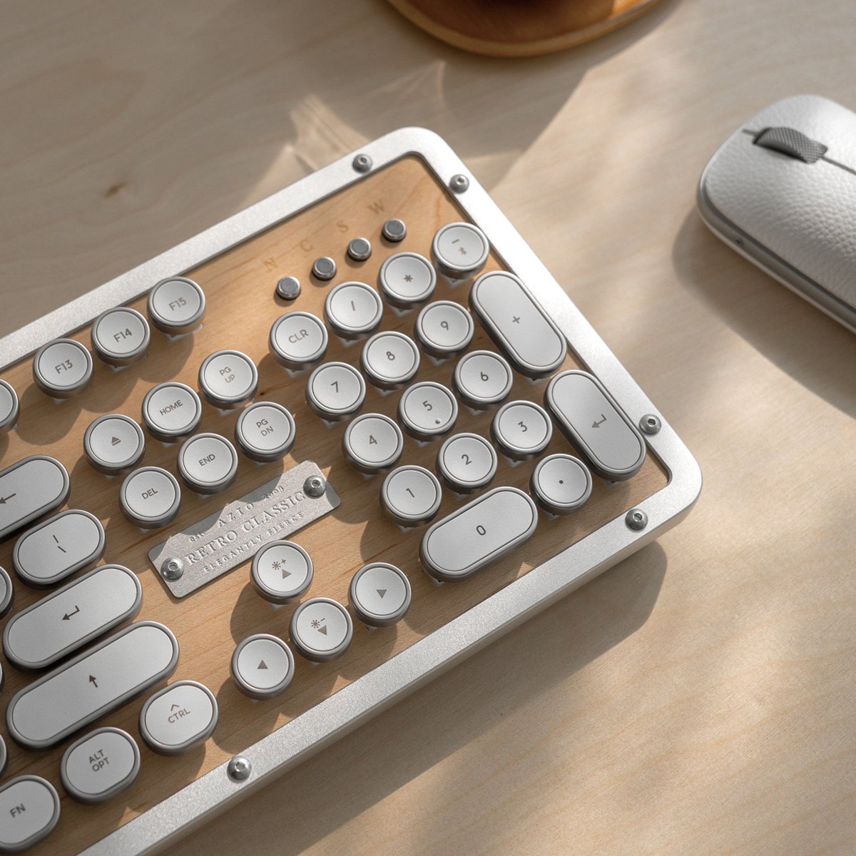POKETO Retro Classic Keyboard - Maple | Garmentory