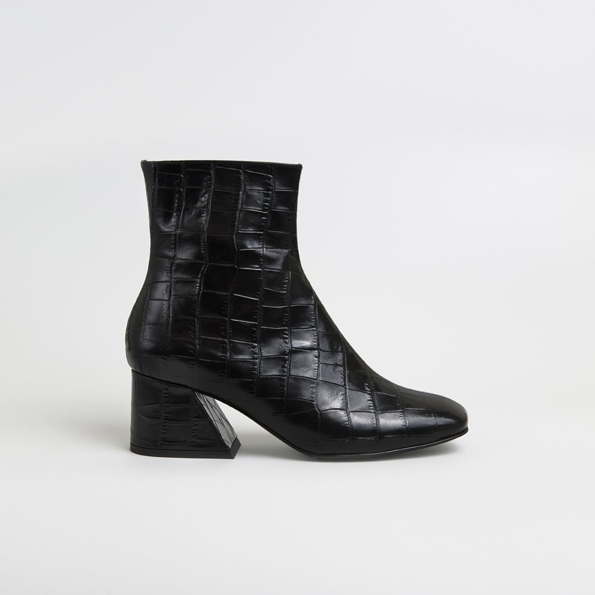 || SAMPLE SALE || DORIC - Black Leather Square Toe Boots | Garmentory